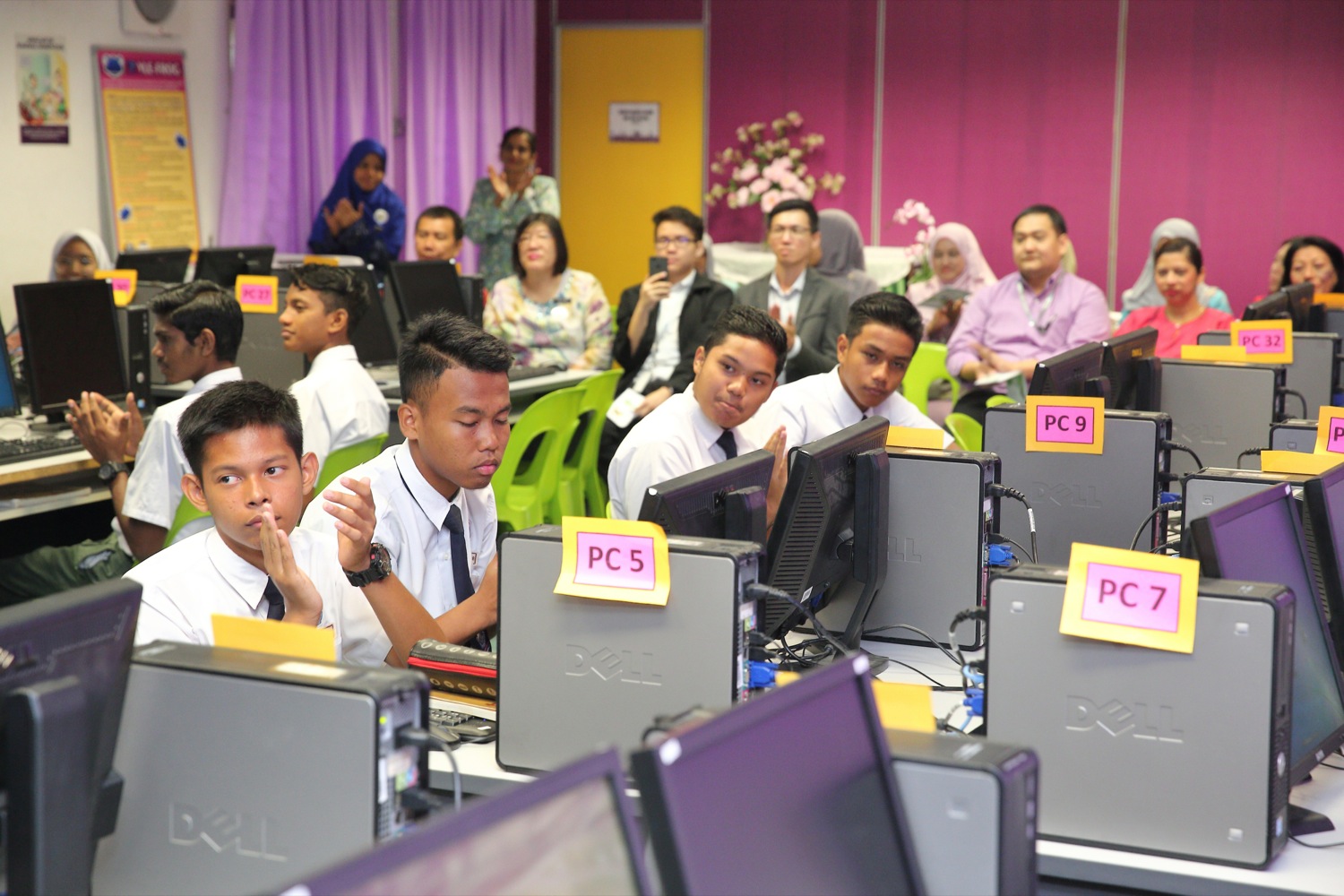 SMK Jinjang benefits from Rentwise CSR Program - Rentwise