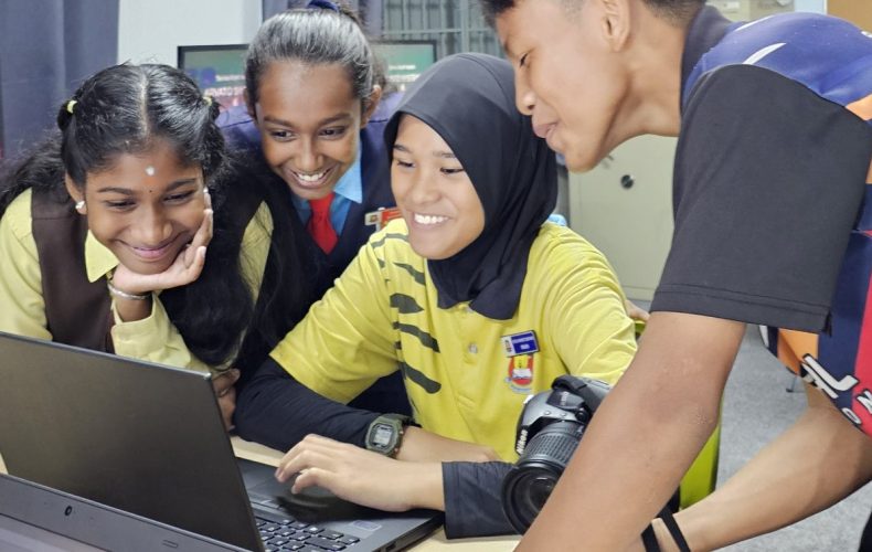 Bulk Laptop Computer Rental Service For Corporates | Rentwise